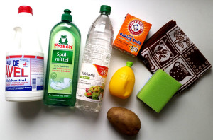 How To Clean Vintage Enamelware - Confessions of a Refashionista