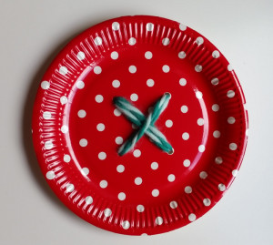 My upcycled paper plate buttons - Confessions of a Refashionista