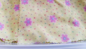 Delightful DIY Dryer Sheets by Confessions of a Refashionista