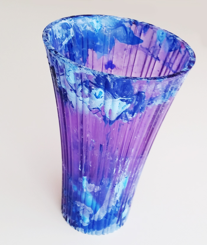 Easy Painted Marble Vase DIY by Confessions of a Refashionista